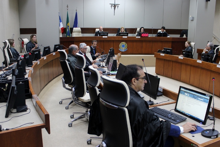 Homenagem marca primeira sessão plenária de 2018 no TRT5-BA | Tribunal ...