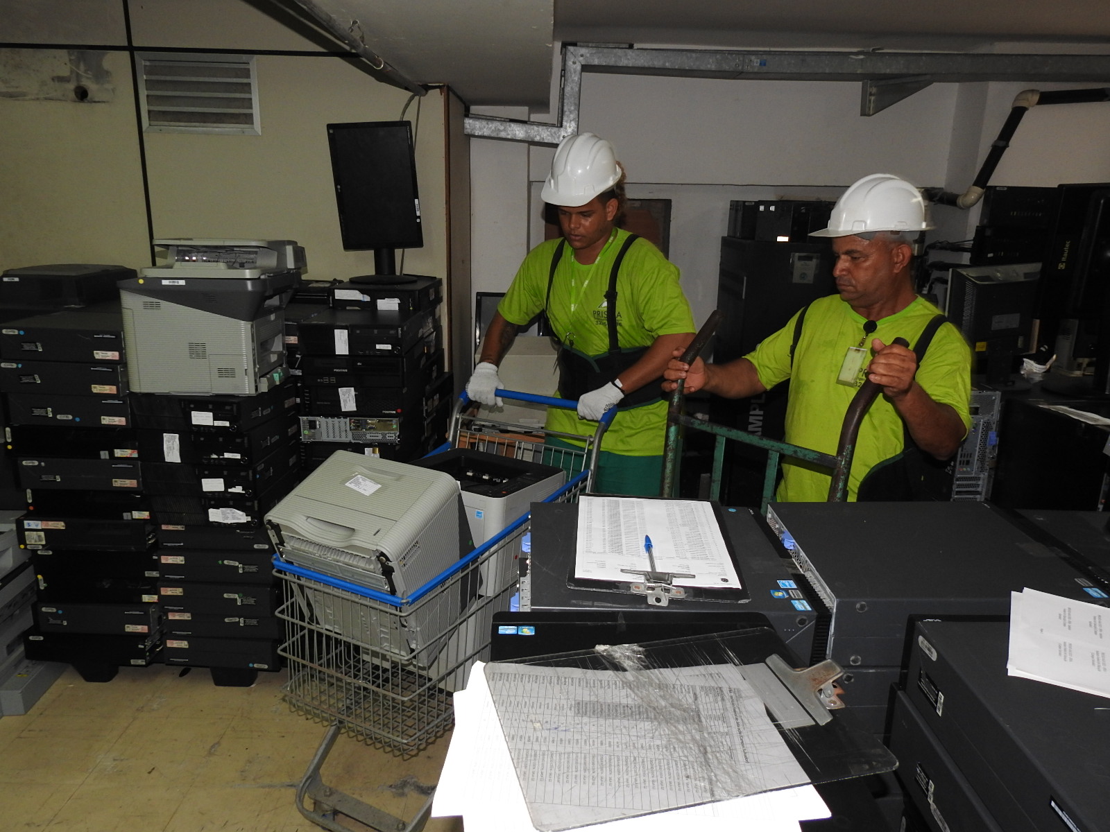 TRT-5 doa mais de 600 equipamentos de informática à Uefs e ao Ifba ...